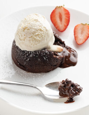 Gluten-Free Molten Lava Cakes (Chocolate and Flourless)