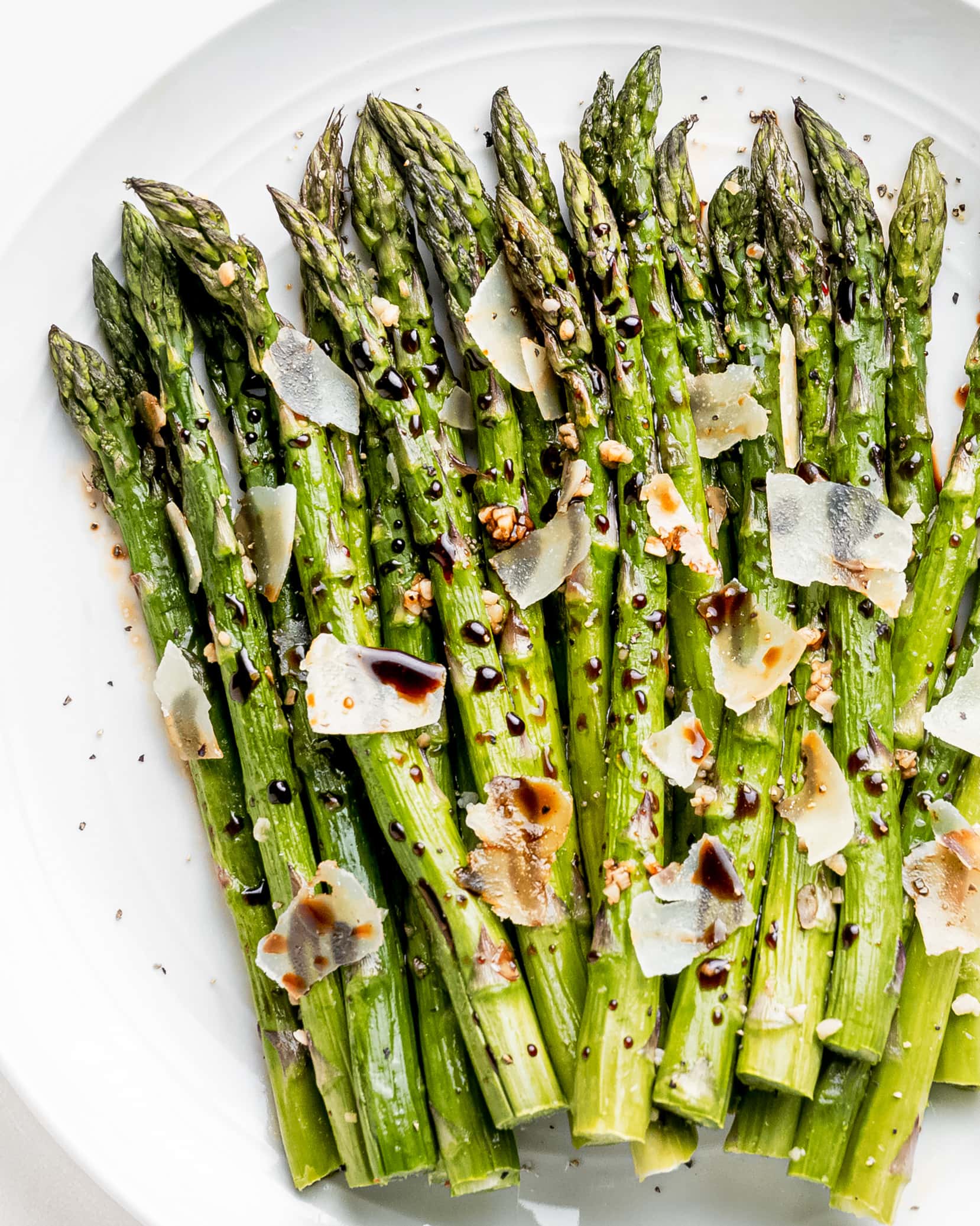 Roasted Asparagus With Balsamic Vinegar Glaze